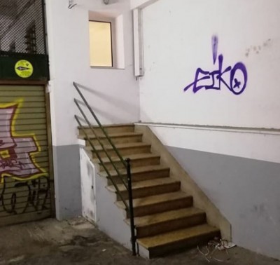 Meme Creator - Escalera Meme Generator at MemeCreator.org!